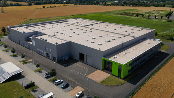 Solar panel manufacturer for the automotive industry | OPES Solar Mobility